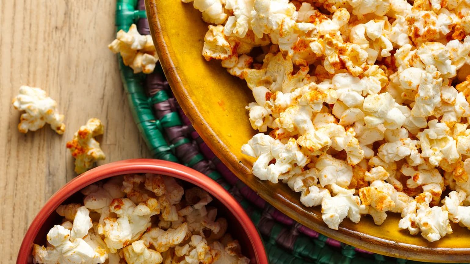 Taco Seasoned Popcorn - Mexican Recipes - Old El Paso