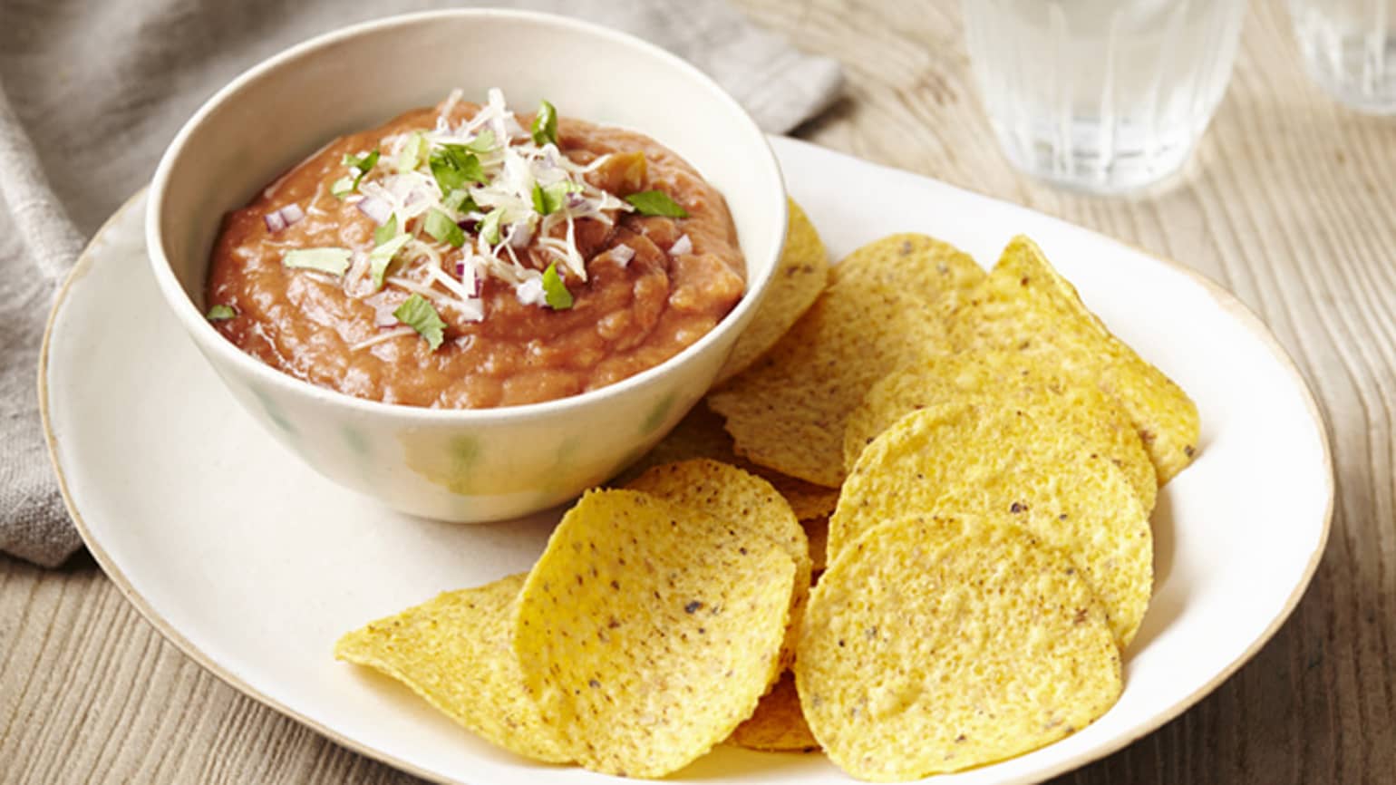 Fiesta Refried Beans Recipe - Mexican Side Dishes - Old El Paso
